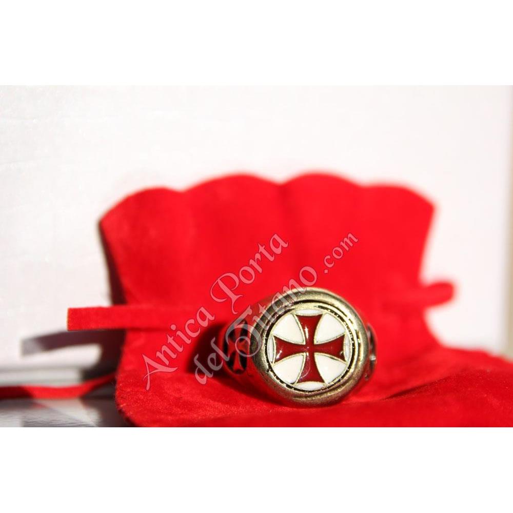 Anello Croce Templare Smaltata Oro Anello Croce Templare Smaltata Oro ...